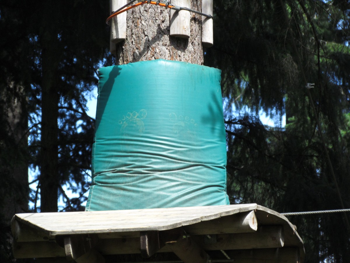 Crash Pads | Adventure Parks & Playgrounds | Grey River Netting Canada